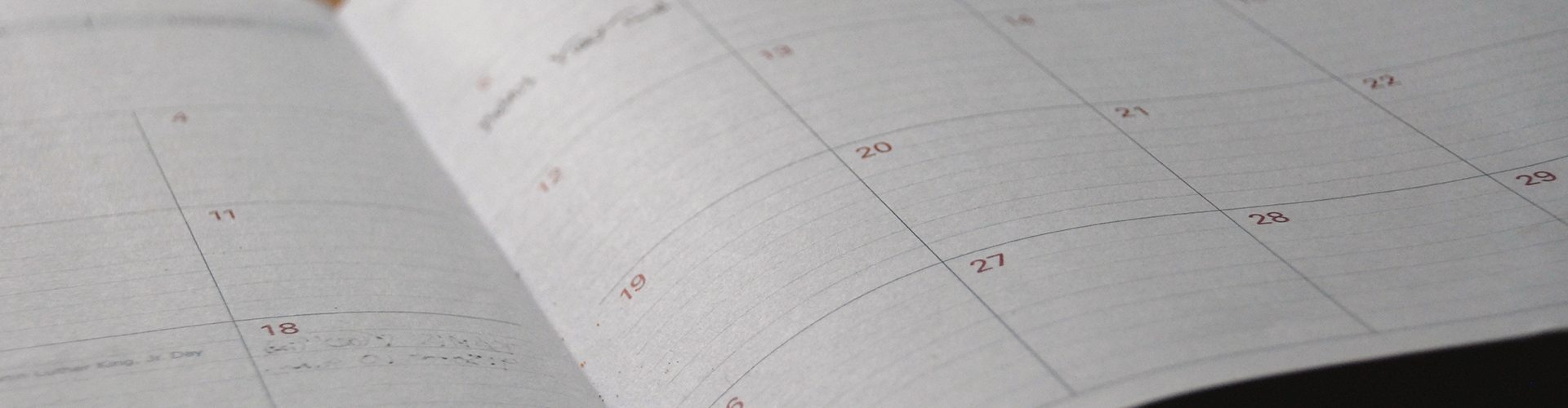 The Ultimate Lawn Care Calendar | Tomlinson Bomberger